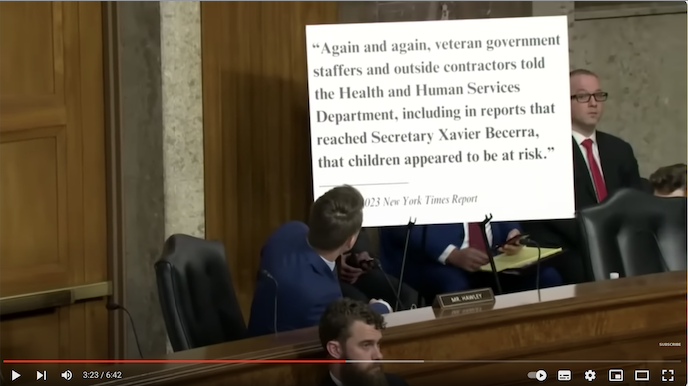 US-Senator enthüllt, dass Biden Tausende von Migrantenkindern in die ...